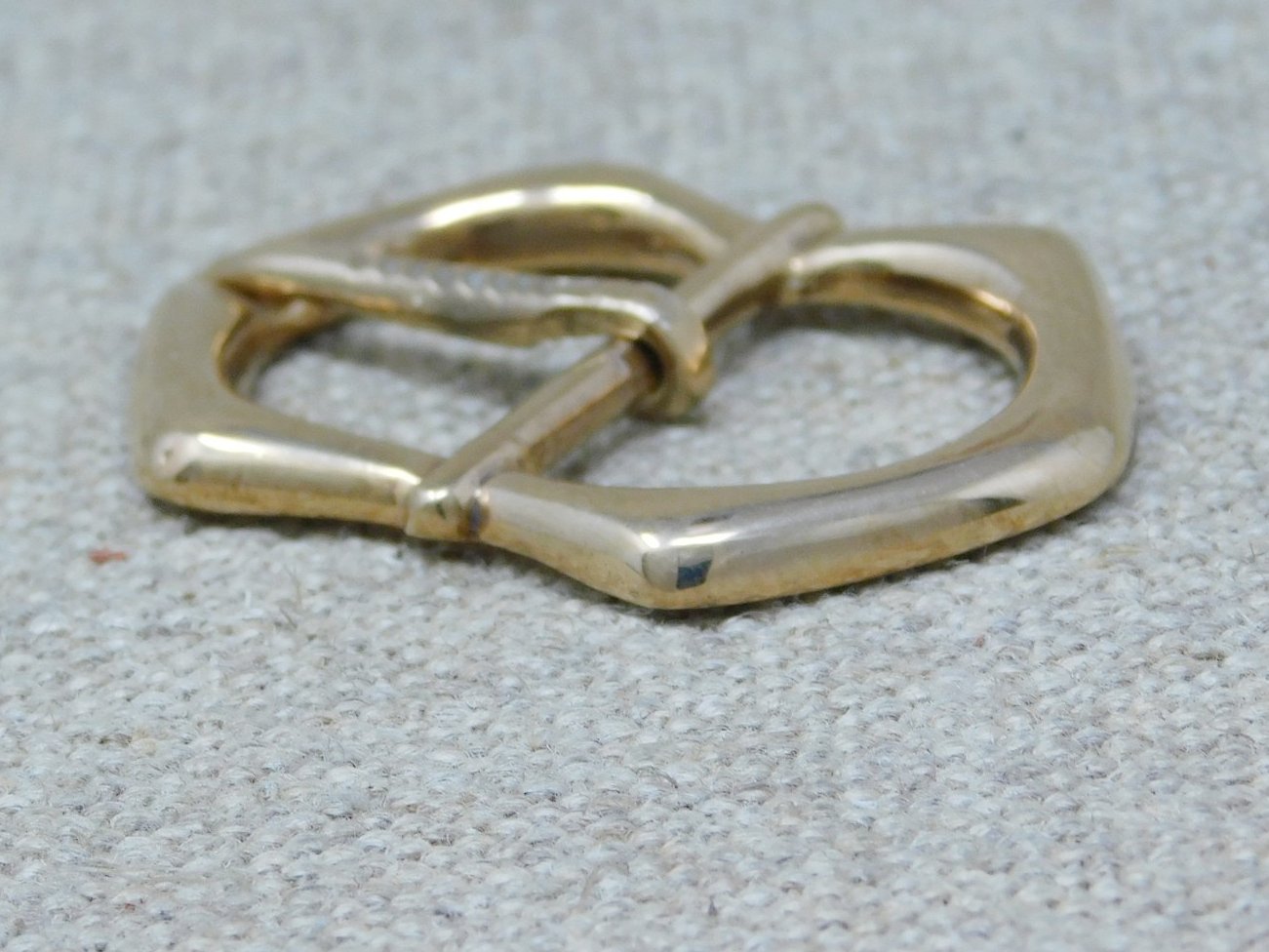 Buckle 8 – Tod Cutler